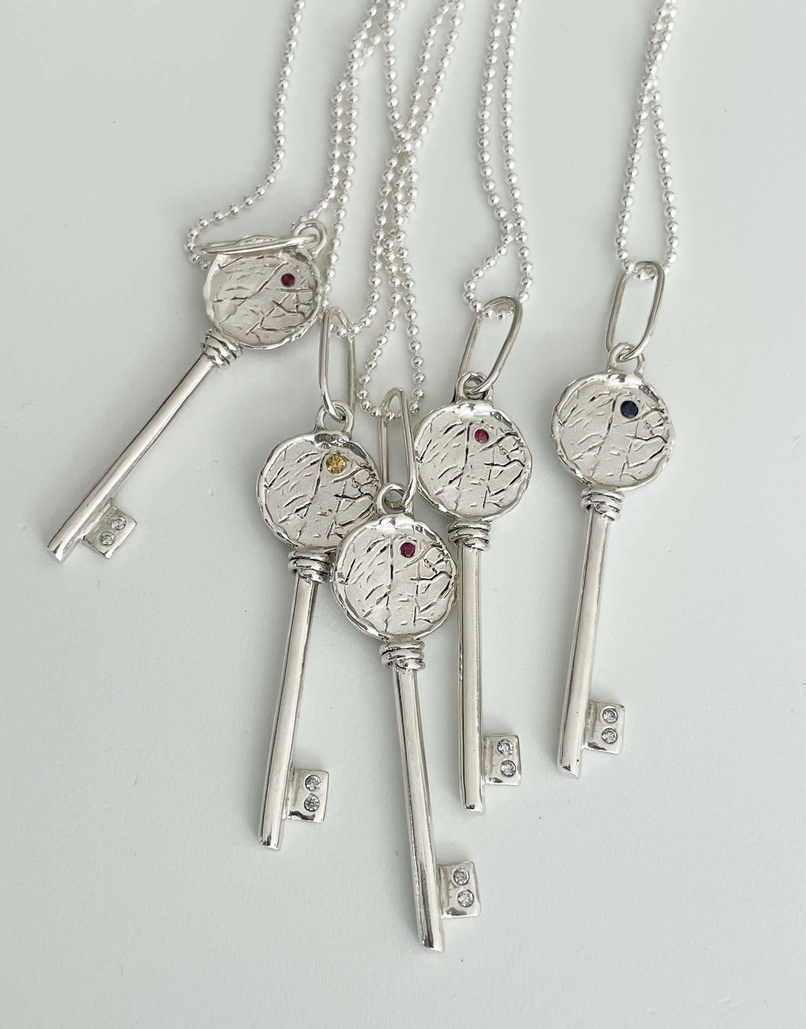 ROQUE designs – Weareable Art